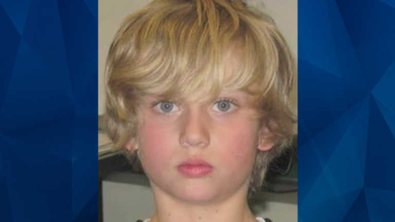 SEE IT: Graphic photos that prosecutors say drove dad to kill Colorado ...