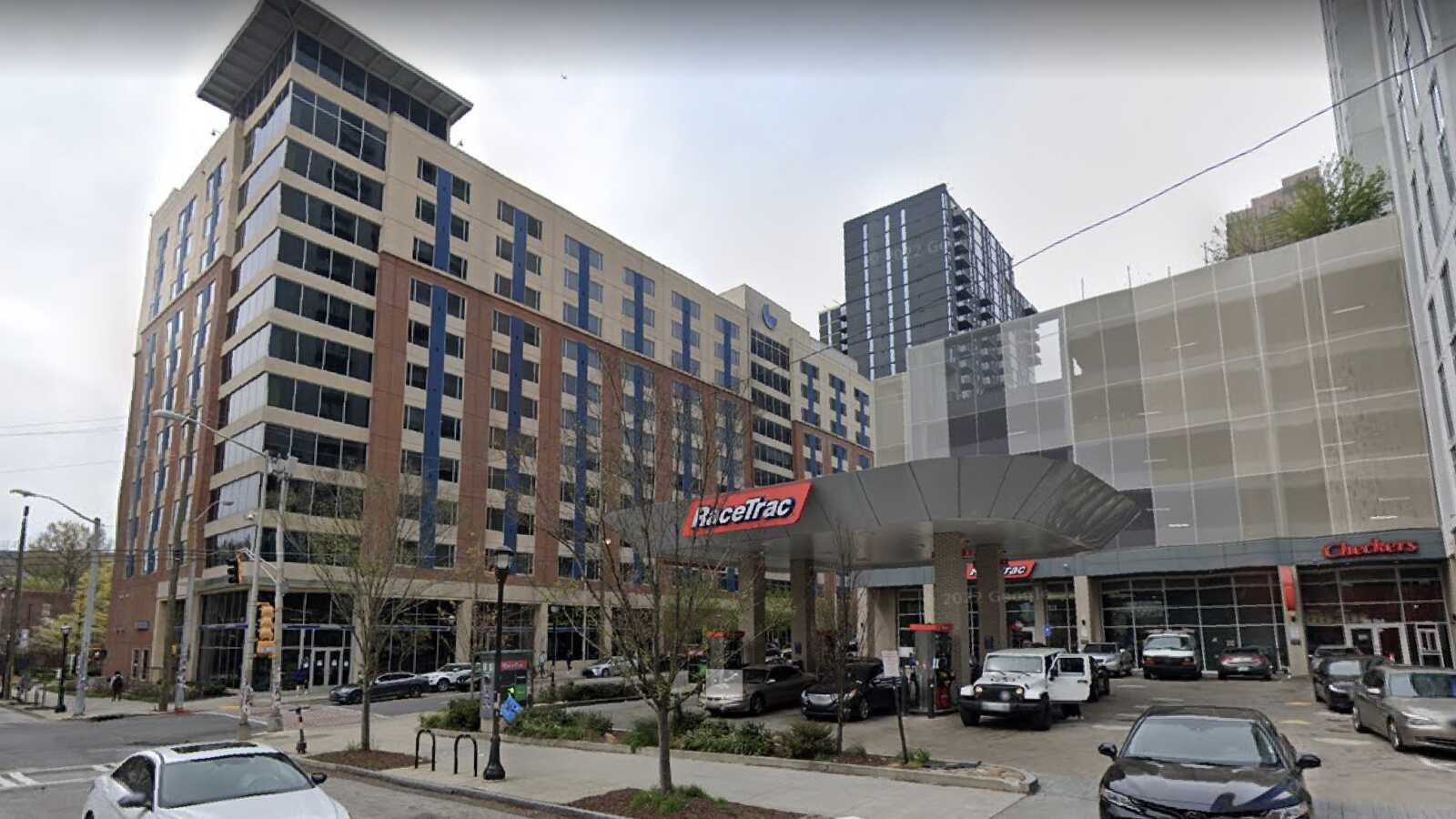 Georgia College Student Shot Dead at Gas Station Near Campus IN BROAD ...