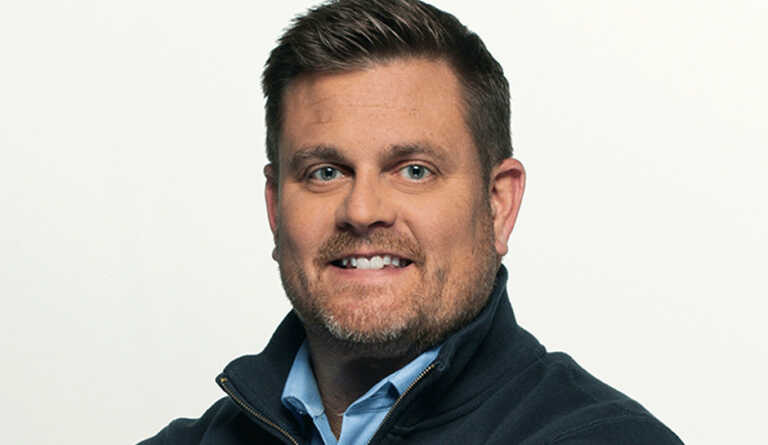 Brian Thompson: Smudged Fingerprint, Fake ID Are Latest Clues in ...