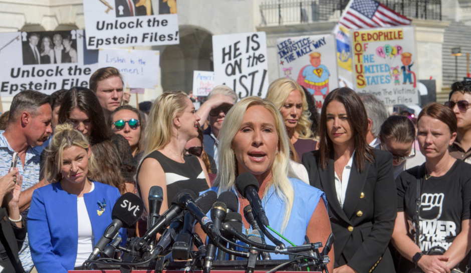 Epstein Accusers Say They Are Compiling Their Own List of Names – Crime ...