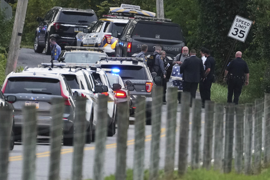 3 Police Officers Killed, 2 Wounded Serving Warrant in Pennsylvania ...