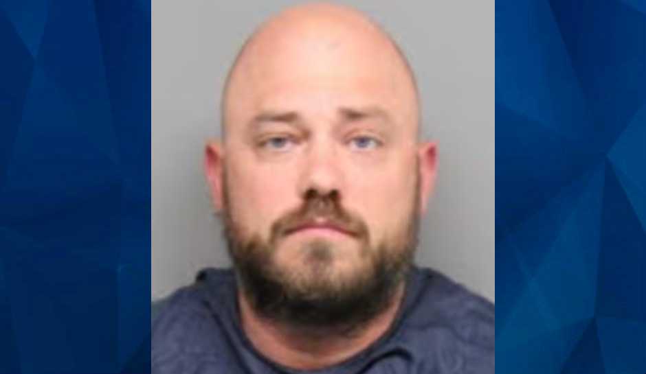 Nebraska Woman Rescued as Ex-Boyfriend Tries to Blow up Home With Both ...